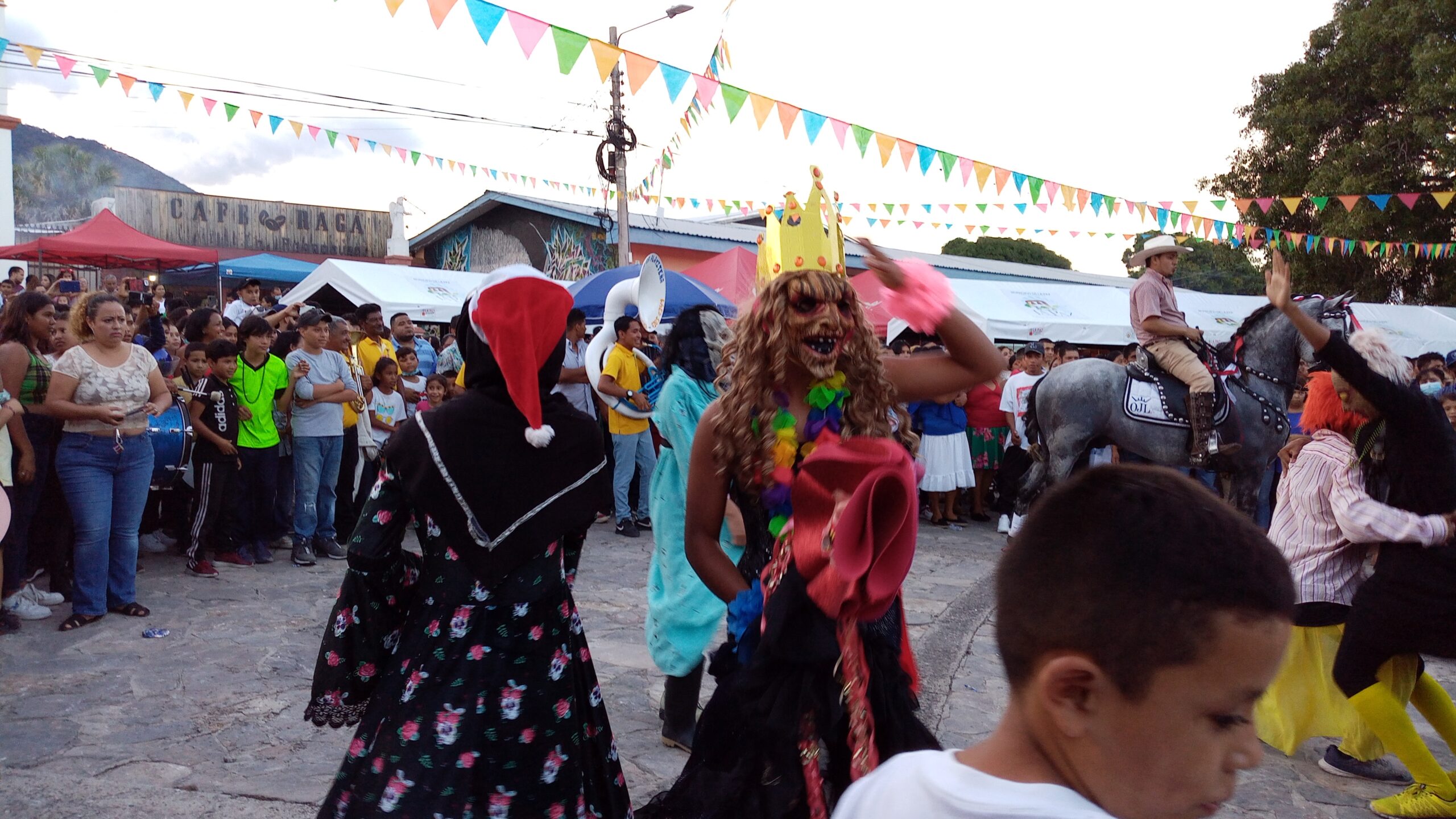 IMG_20221105_170504 – Hondurasensusmanos Ferias, Eventos, Tradiciones, Fotos, Turismo